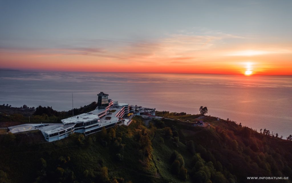 Batumi! Events, restaurants, hotels